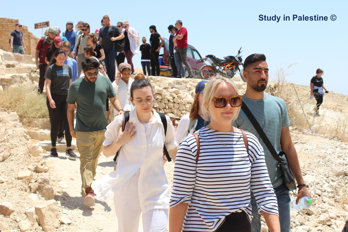 Daily Life of Arabic Students - Study In Palestine 🇵🇸 أَدْرُس فِي ...